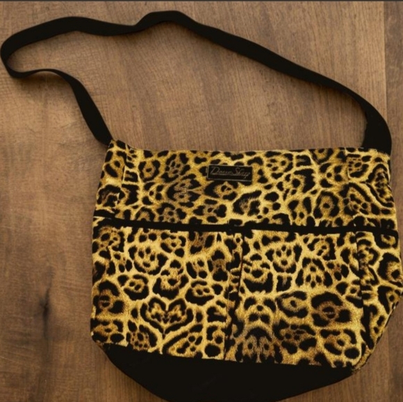 Donna Sharp | Bags | Donna Sharp Leopard Print Bag Black And Gold ...